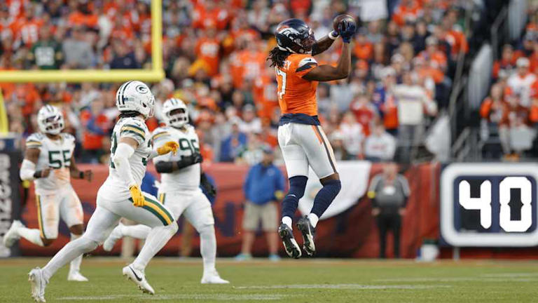 Broncos send clear message by re-signing WR Lil'Jordan Humphrey