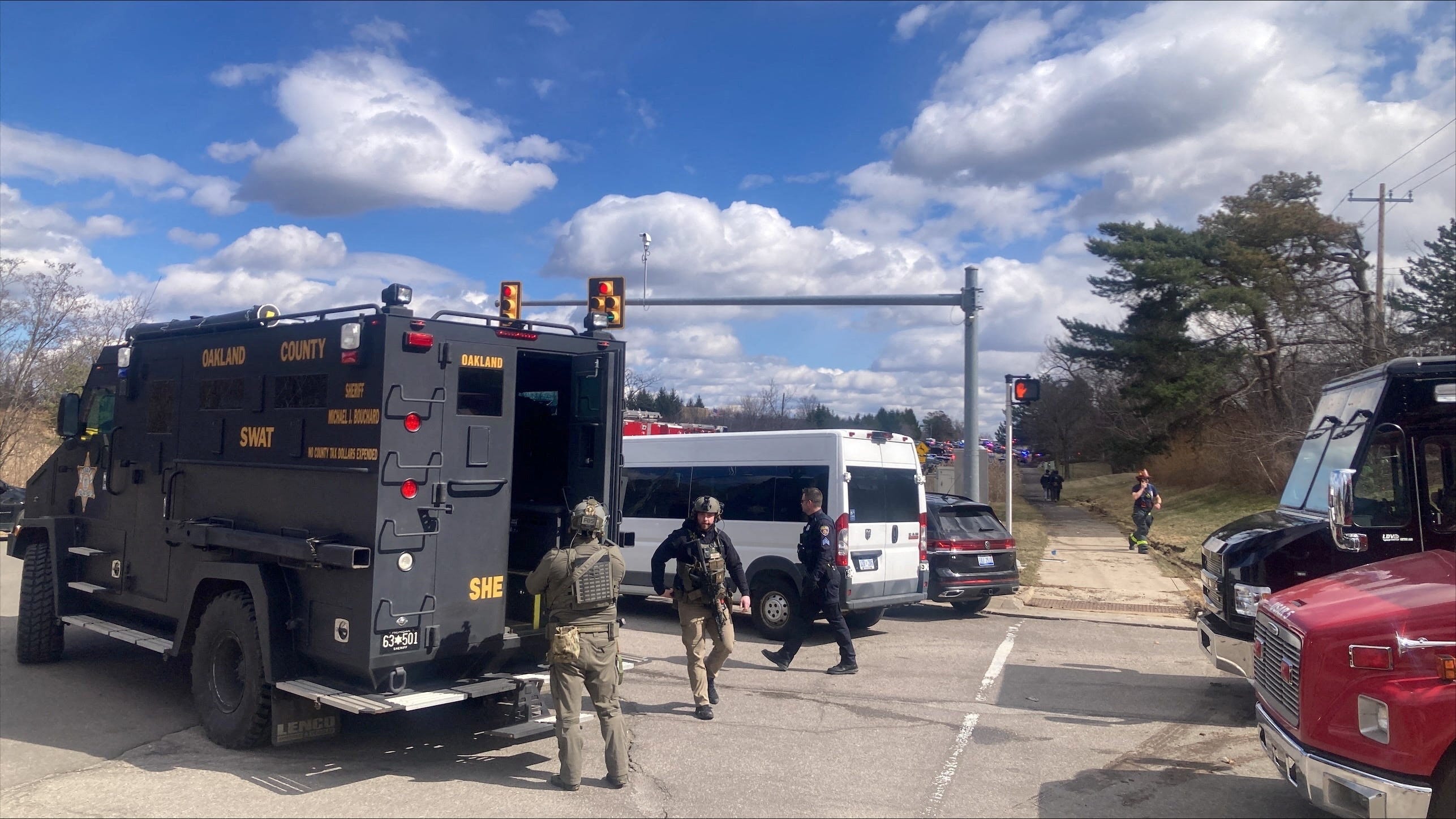 Michigan synagogue attack suspect dead, see emergency response