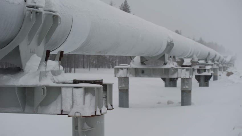 Ukraine hits major oil export pipeline hub in south Russia