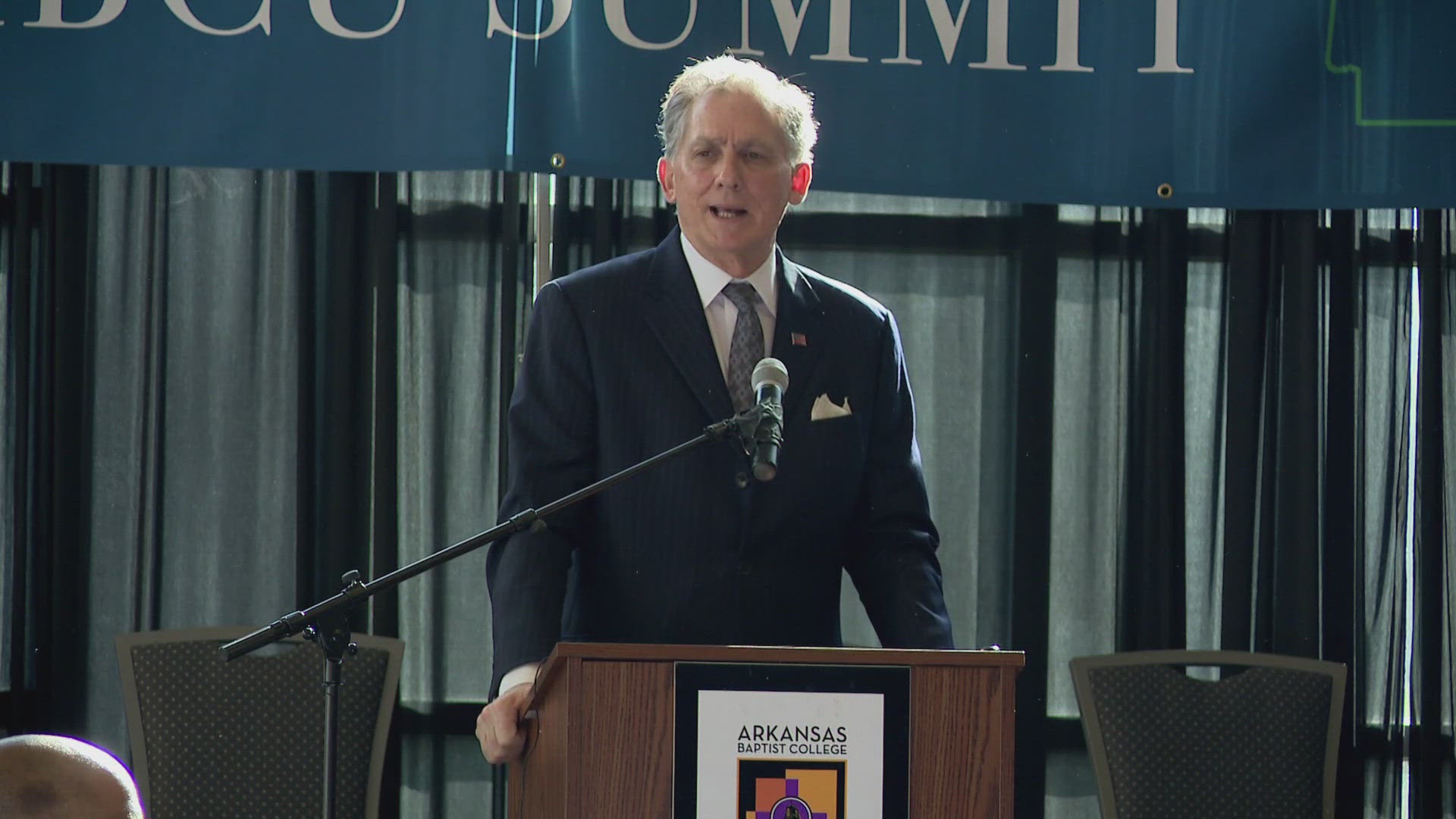 French Hill hosts HBCU summit in Little Rock