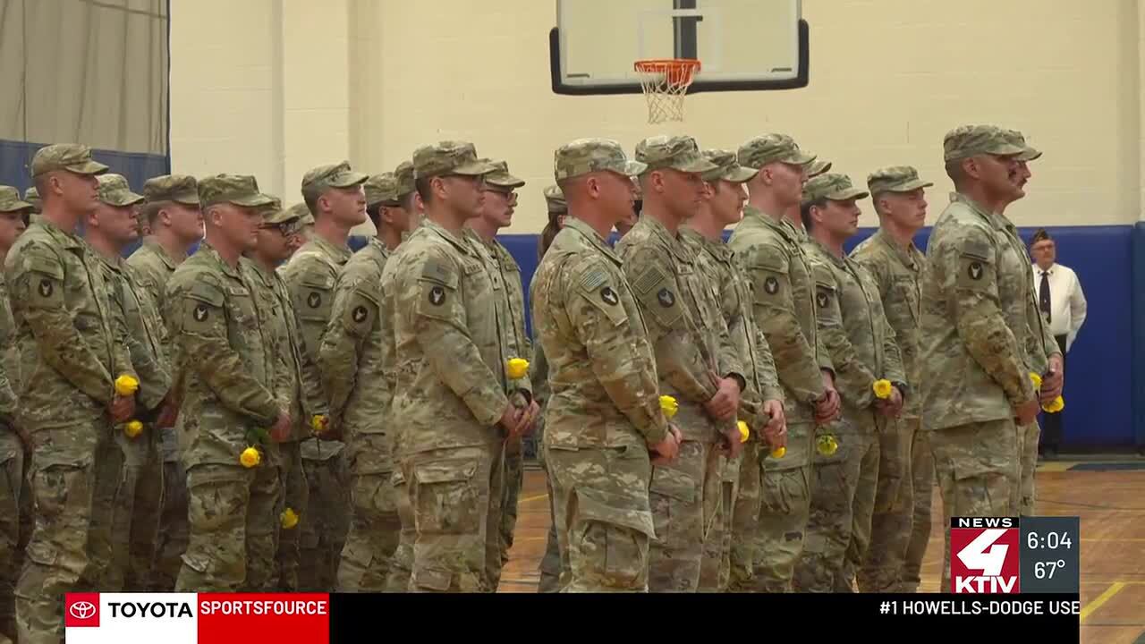 Iowa Guard soldiers return to Siouxland from overseas deployment