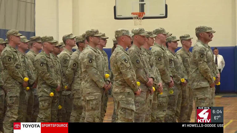 Iowa Guard soldiers return to Siouxland from overseas deployment
