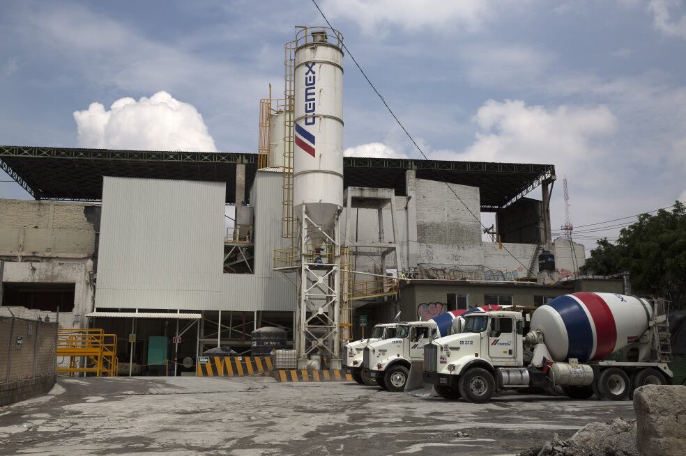 La cementera Cemex vende parte de sus activos en Colombia: ¿por qué?