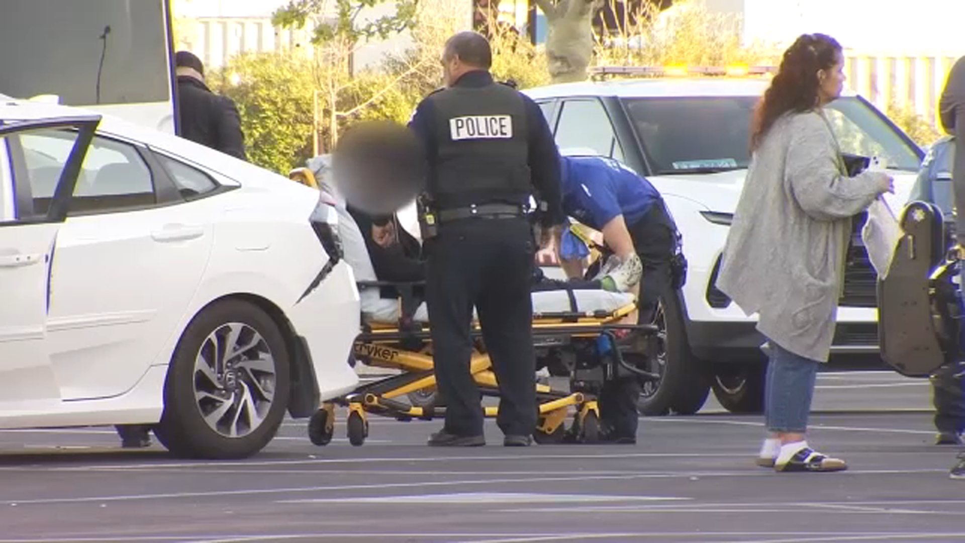 Teen arrested after crashing parents' vehicle into Northeast Fresno Macy's