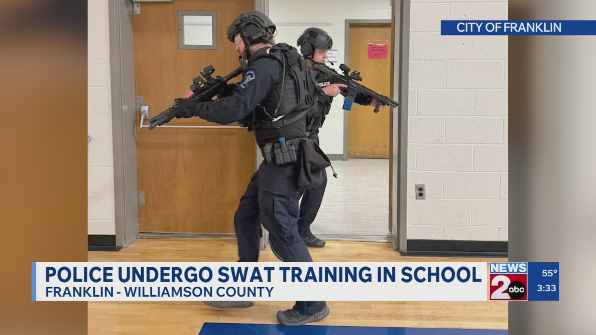 Franklin police undergo SWAT training in school