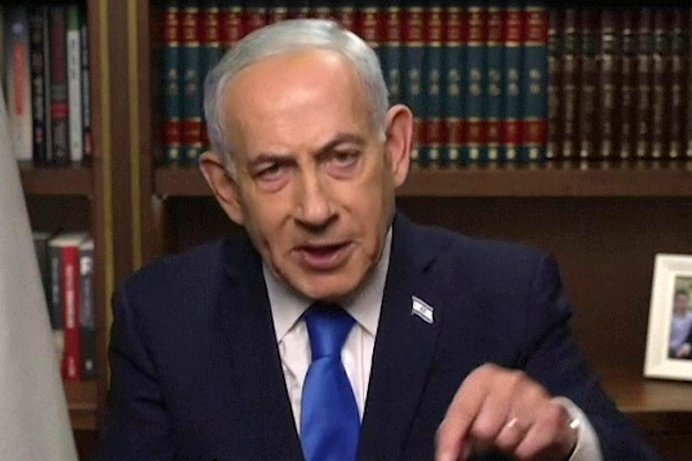 Netanyahu adds regime overthrow as third war goal