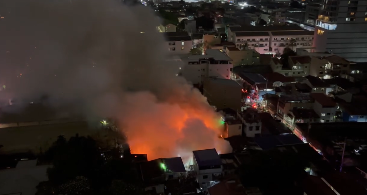 Pasay fire leaves 2 dead, 50 families displaced
