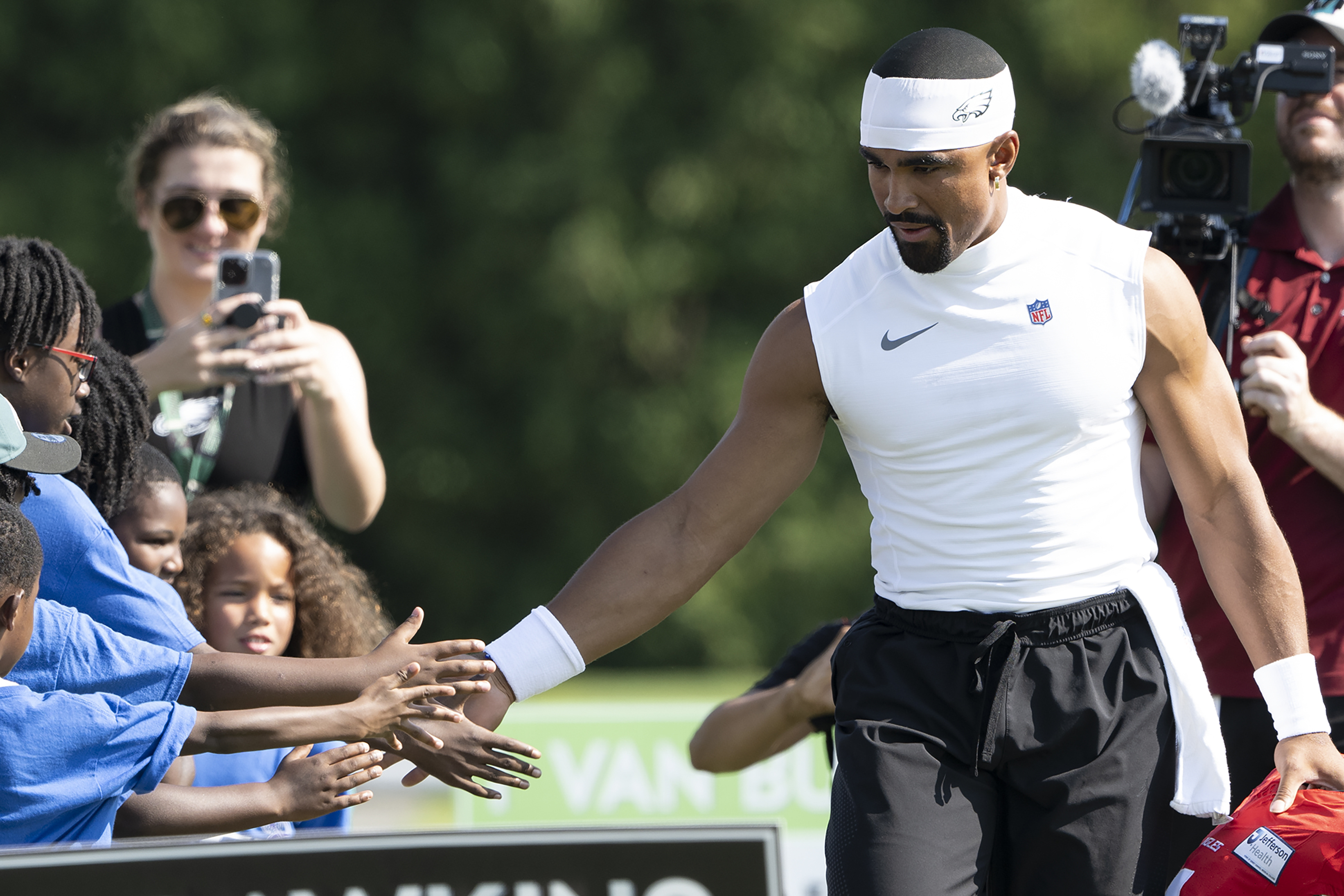 Jalen Hurts is paying it forward with his new children’s book, Better ...