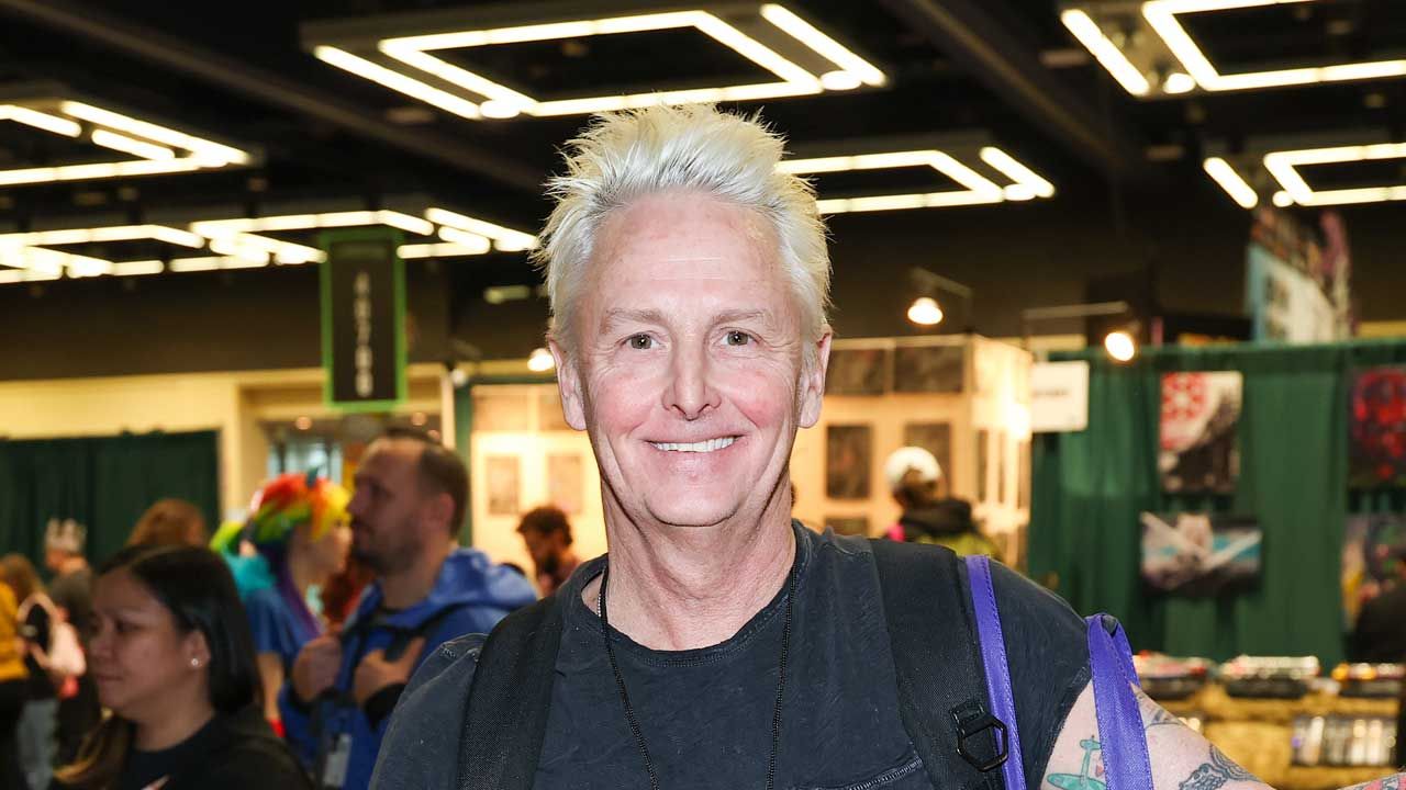 Pearl Jam's Mike McCready announces rock opera about the history of ...