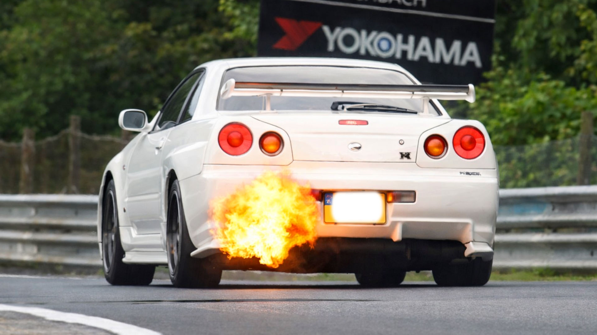 JDM Cars Fire Flames Nürburgring Touristenfahrten