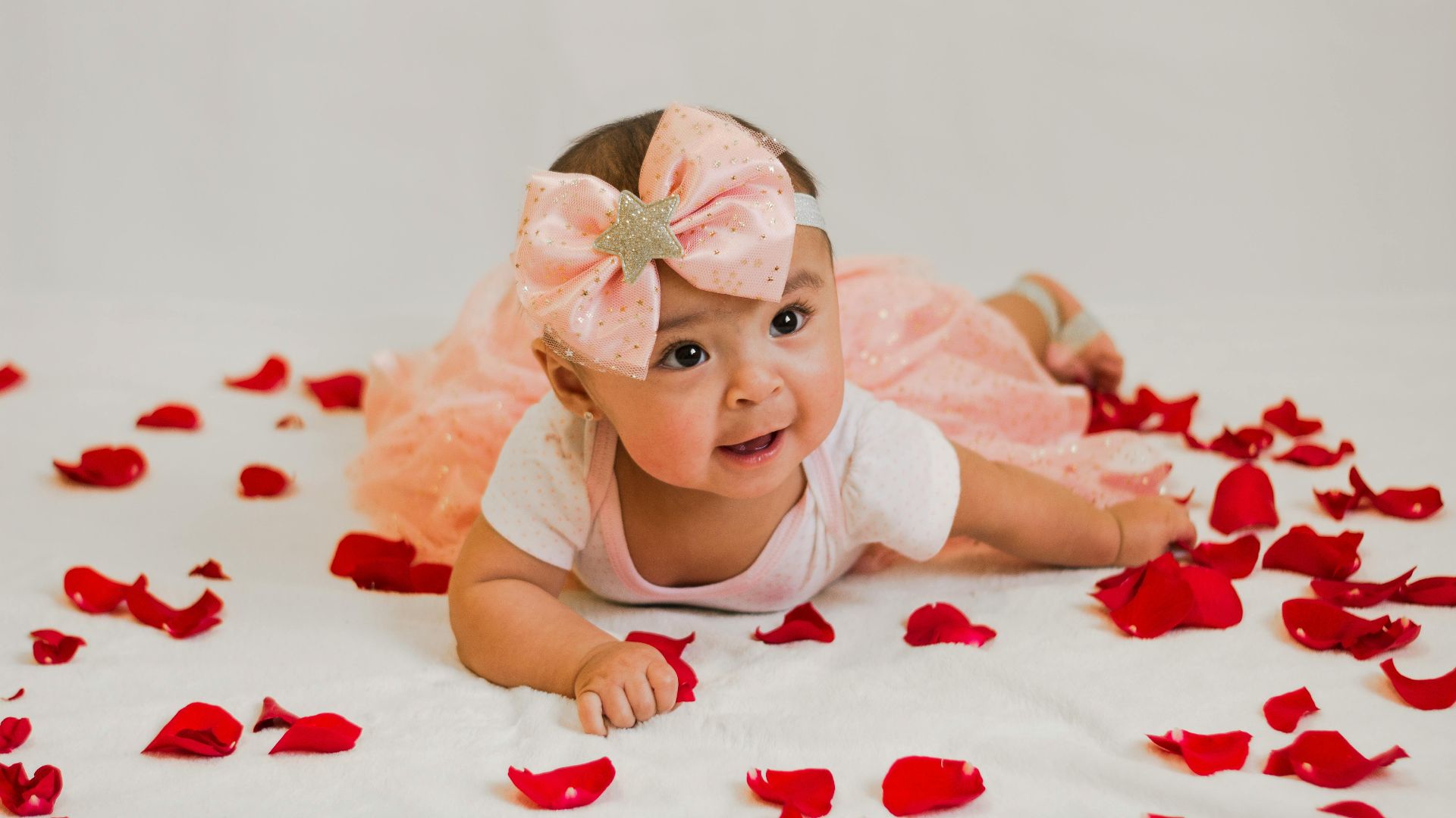 20 baby names synonymous with beauty and grace