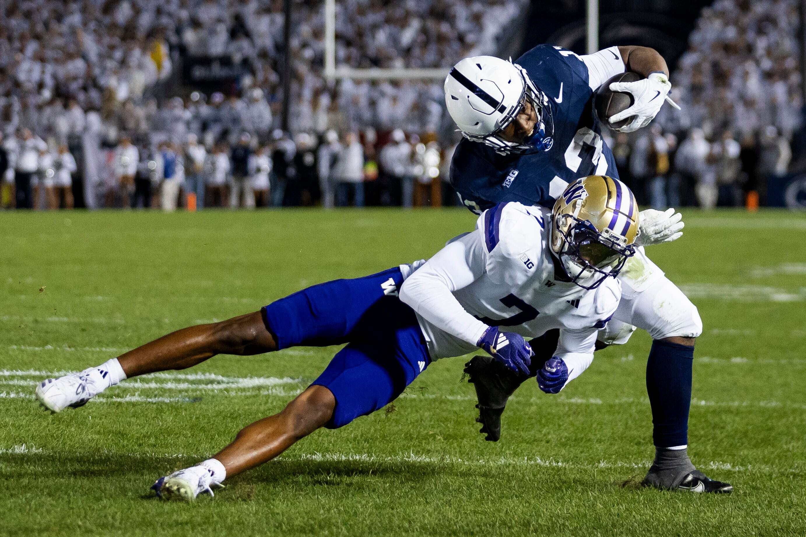 Steelers bring in a 6-foot-3 cornerback for a pre-draft visit