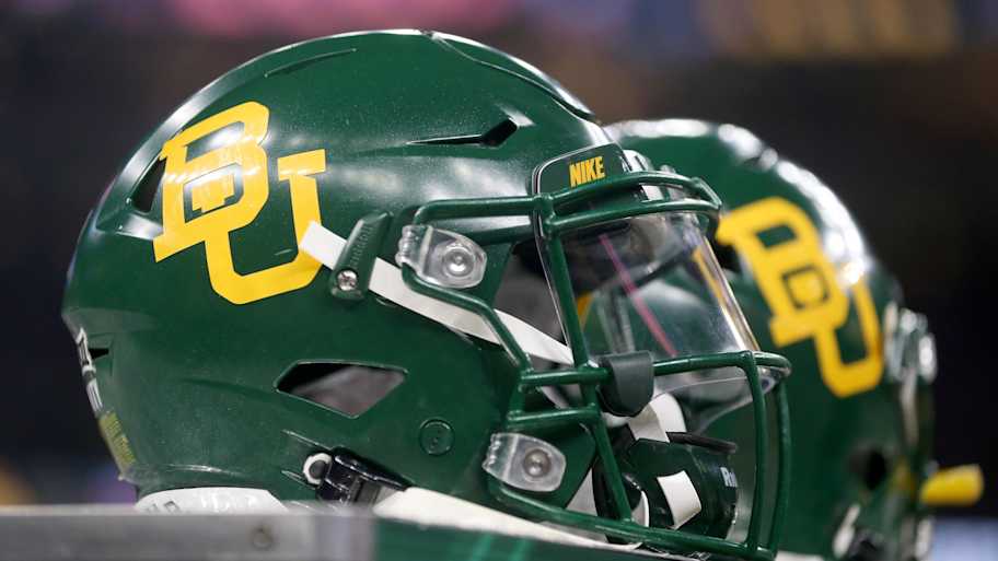 New Baylor D-line coach Jacori Greer drawn to coach under Dave Aranda