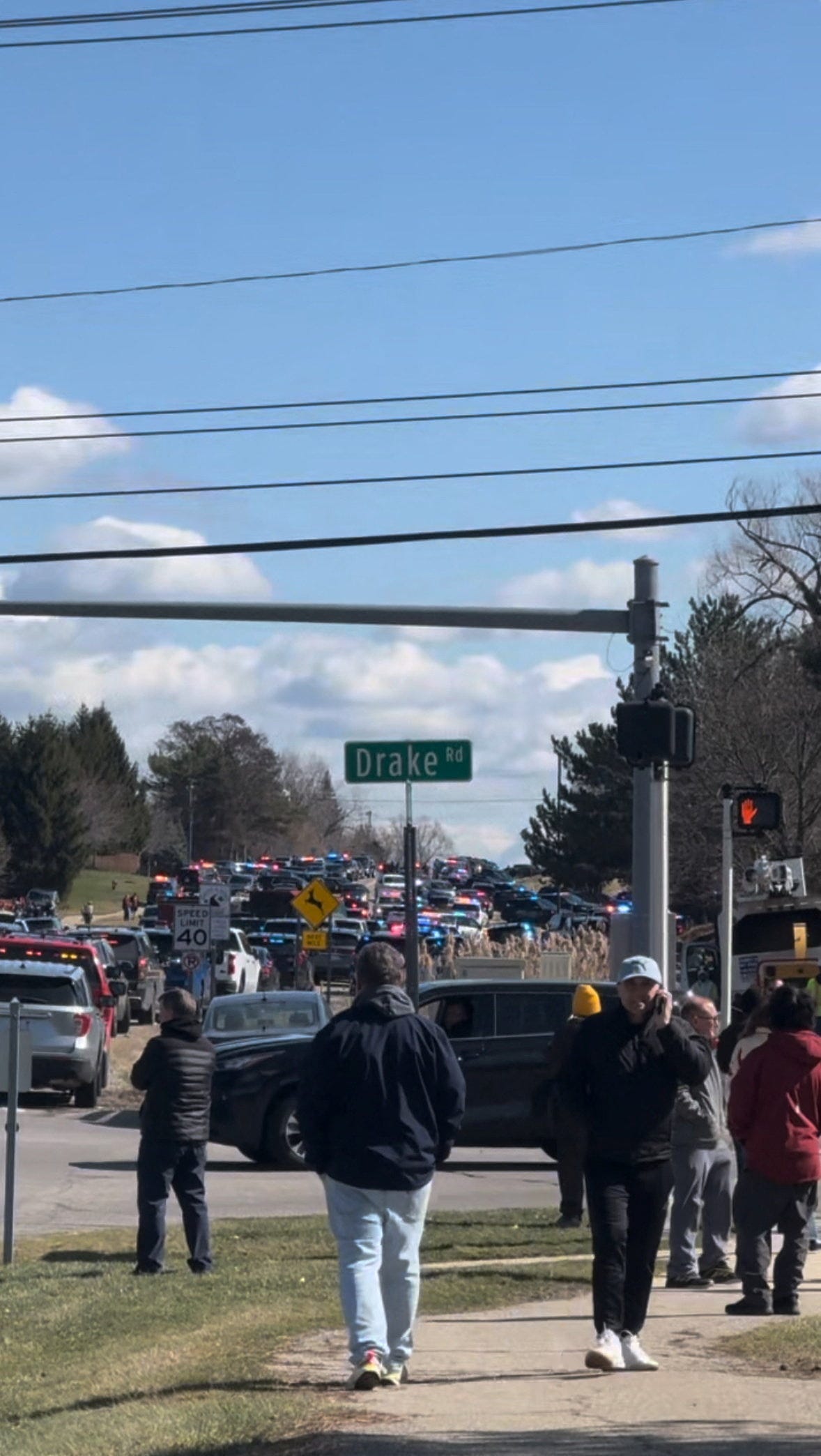 Michigan synagogue attack suspect dead, see emergency response