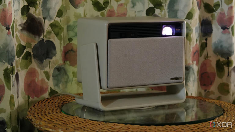 This projector gives me a 120-inch 4K screen for gaming that's cheaper ...