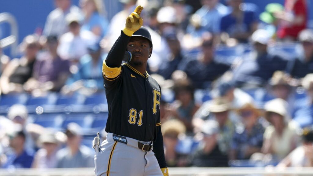 Pirates reassign former first-round draft pick to minor league camp