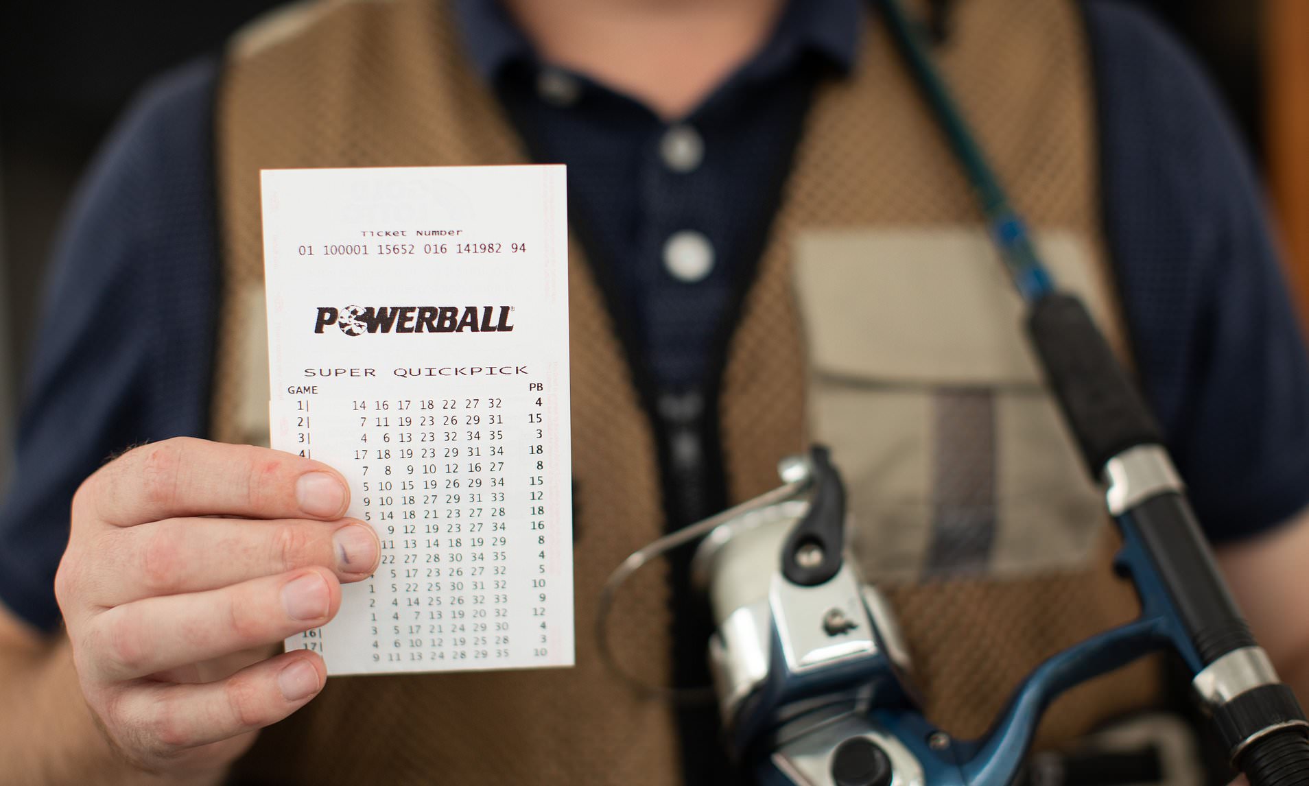 Powerball winner: Aussie dad makes huge $50million mistake after winning