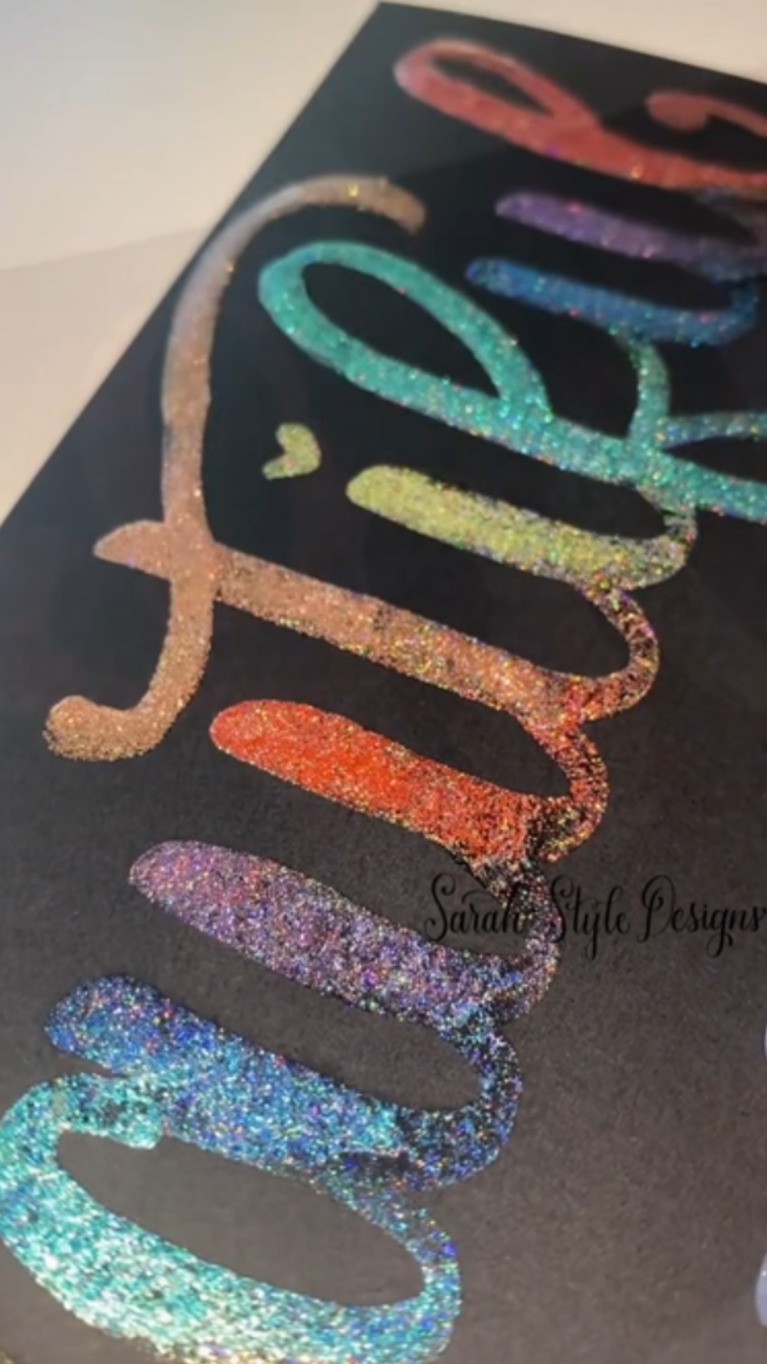 This holographic set shines with colors you have to see