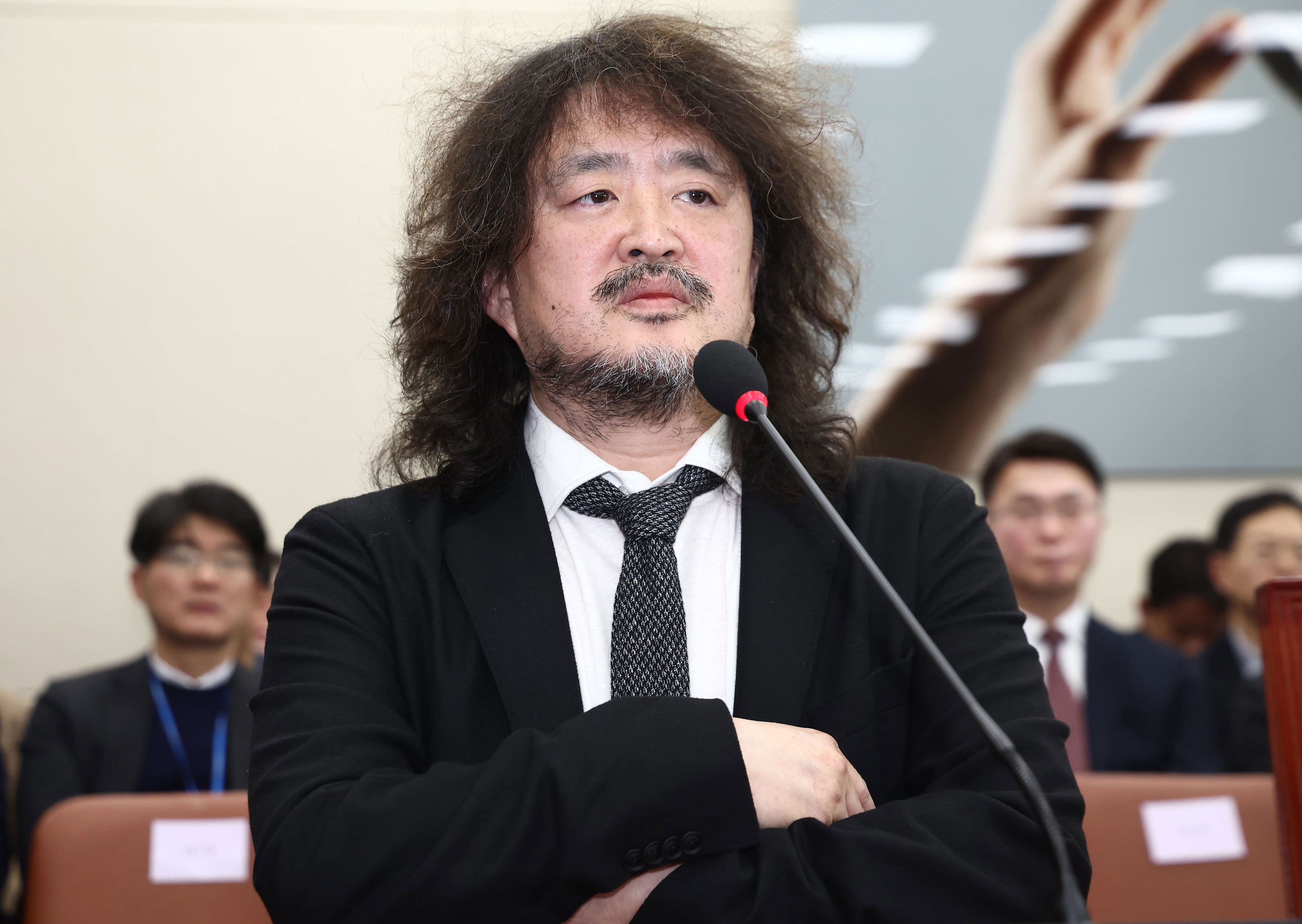 Democratic Party Council demands Kim Ou-joon's News Factory apologize