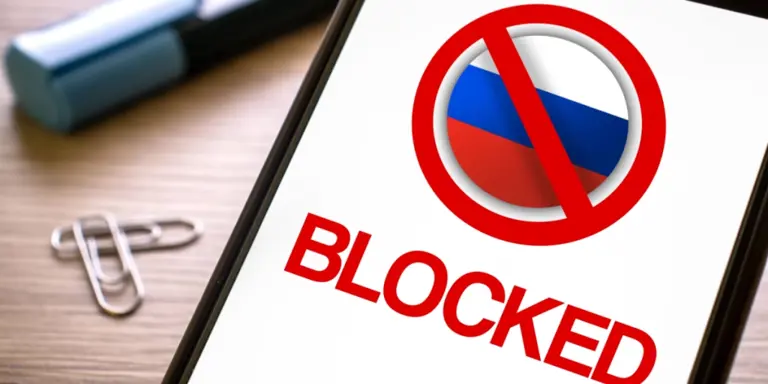 Not just the internet – Kremlin starts restricting text messaging in Moscow