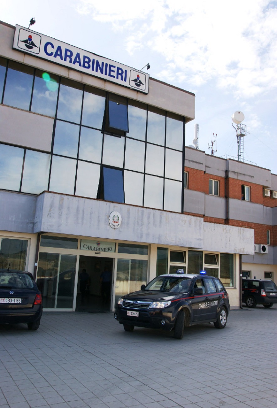 San Marco Argentano, tentata estorsione. Due persone finiscono in manette