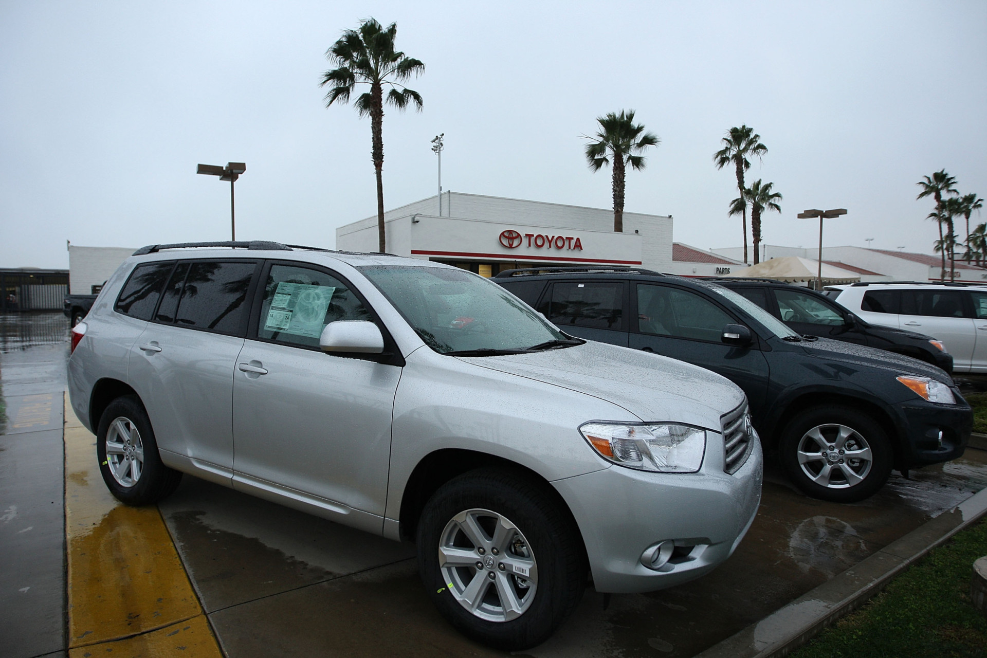 Toyota recalls more than 550,000 vehicles over seat defect