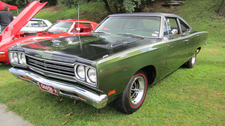 12 classic muscle cars that were faster than people remember