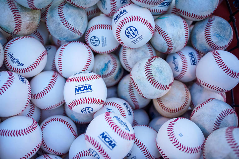 Where to watch Florida vs. Auburn series: Time, TV channel, stream