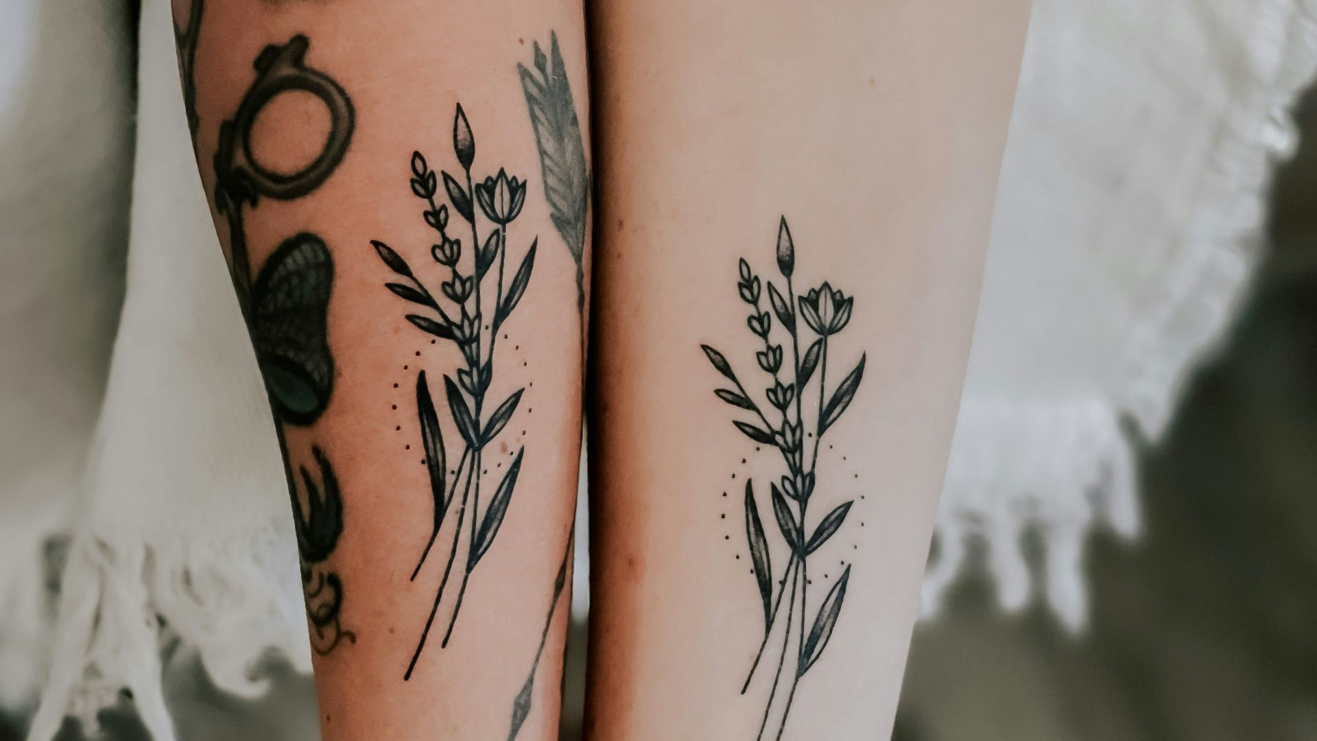 10 Reasons You Should Never Get A Couples Tattoos & 10 Safe Ideas If ...