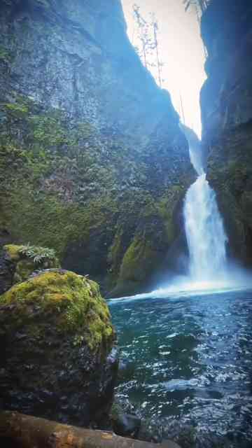 Discover the natural wonders hidden in the Columbia River Gorge