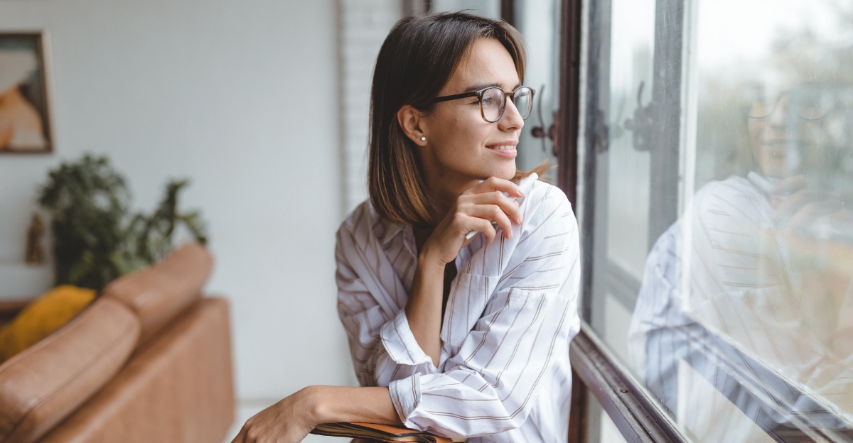 Psychologists say living alone builds these 11 overlooked life skills