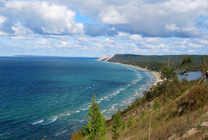 10 Lake Michigan facts that show it's more dangerous than it looks