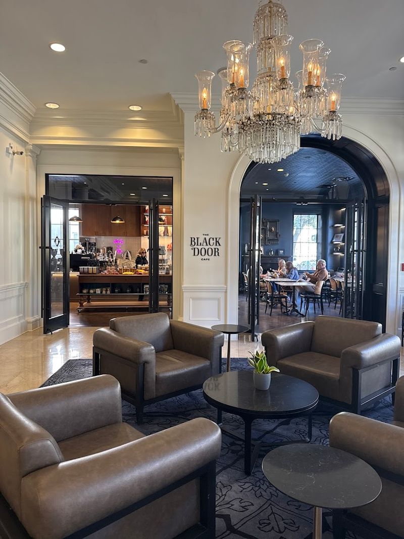The biscuit sandwiches at this South Carolina cafe make early mornings ...