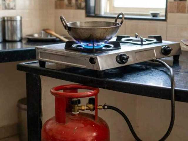 Effective strategies for conserving LPG at home amid global energy ...