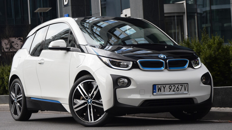4 surprisingly quick cars powered by two-cylinder engines