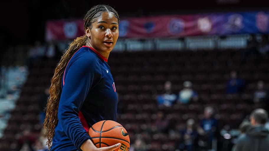 UConn's Sarah Strong named finalist for rare program honor