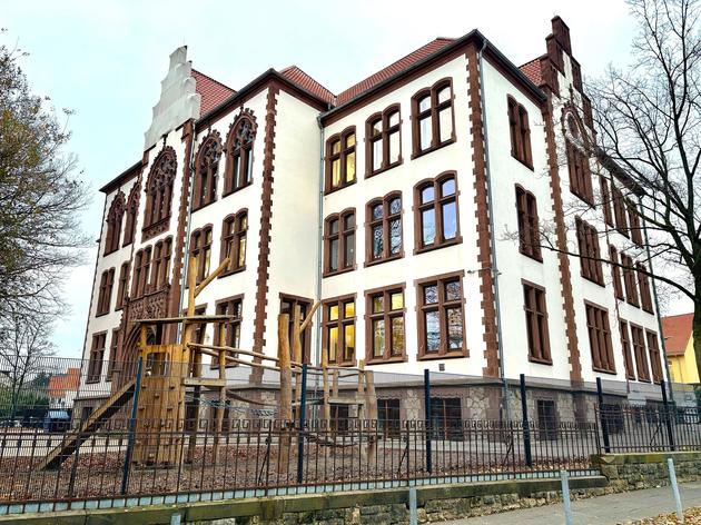 Northeim: Unbekannte randalieren auf Schulhof der Martin-Luther-Schule