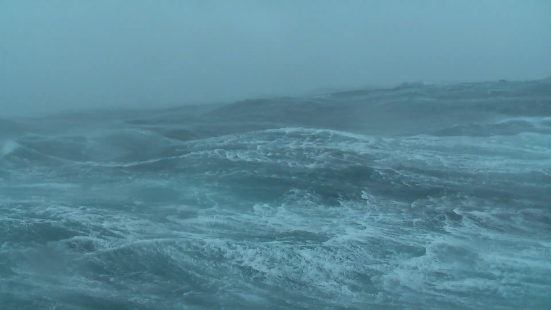 This 80-foot wave flooded the Lusitania’s bridge and twisted her lifeboats