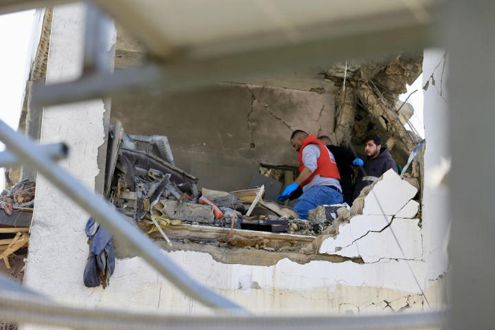 Pelo menos oito mortos em ataque israelita no sul do Líbano - autoridades