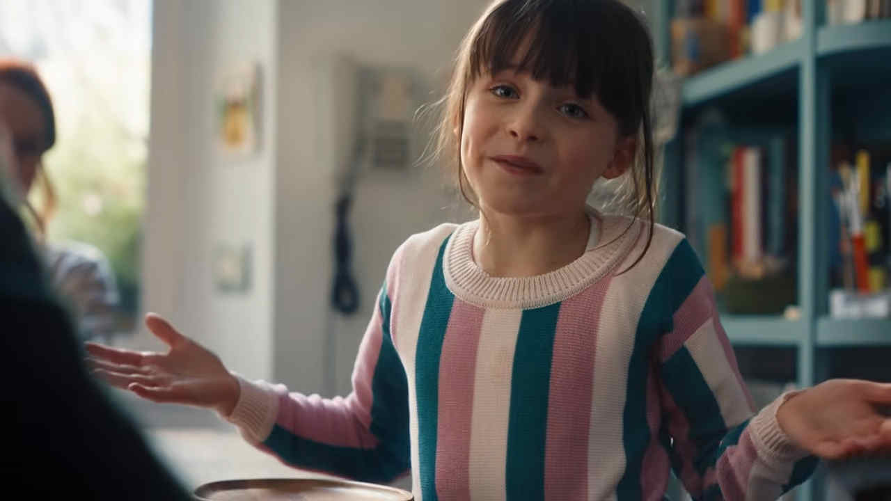 “Io non bevo caffè, ma se lo bevrei”: lo spot di Caffè Borbone divide ...