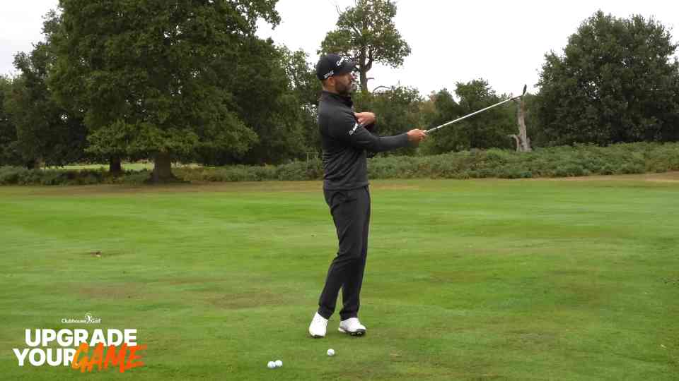 How to chip consistently from inside 50 yards