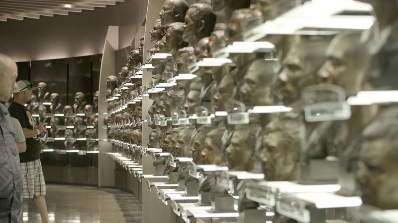 NFL fans could easily spend hours inside this legendary Hall of Fame in ...