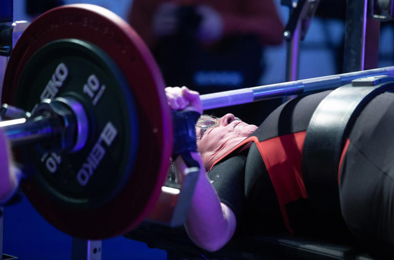 A 68-year-old powerlifter smashes records and says she lives for 'clang ...