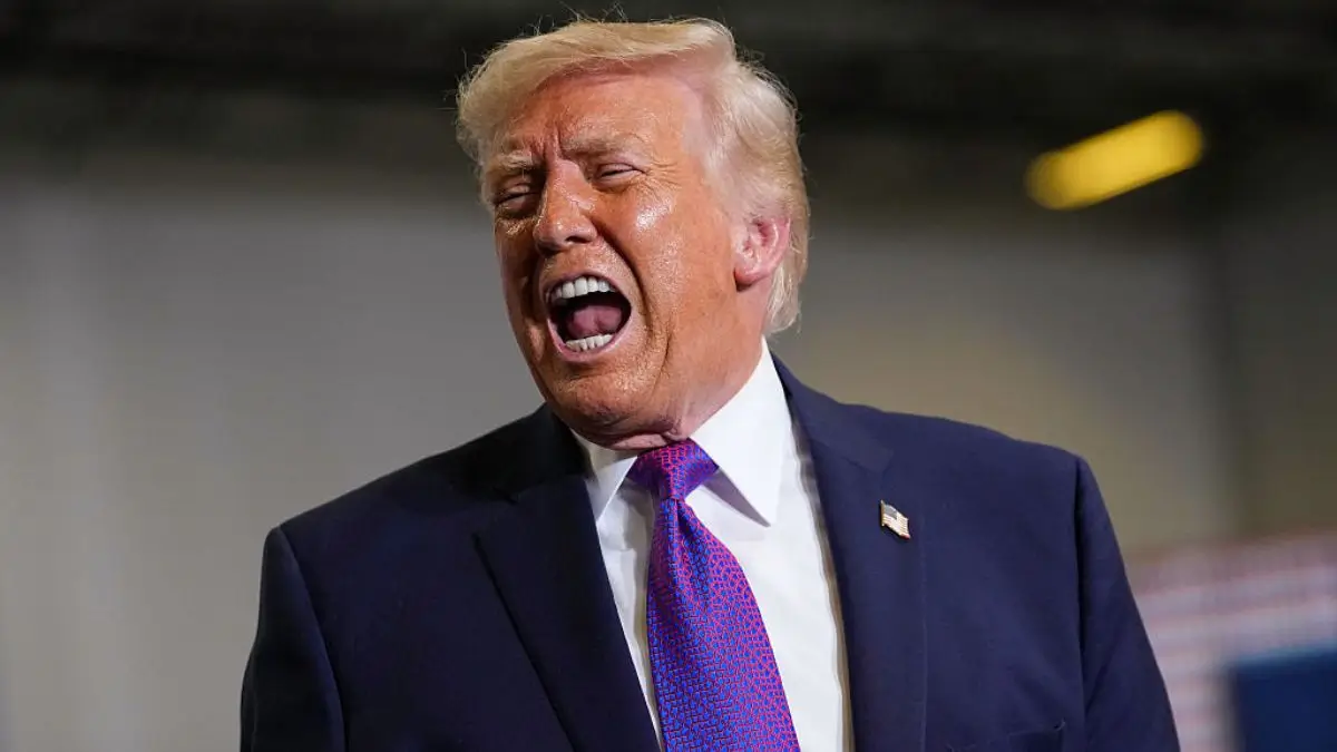 'Imbecile': Trump brags about his intelligence, spirals into Obama ...