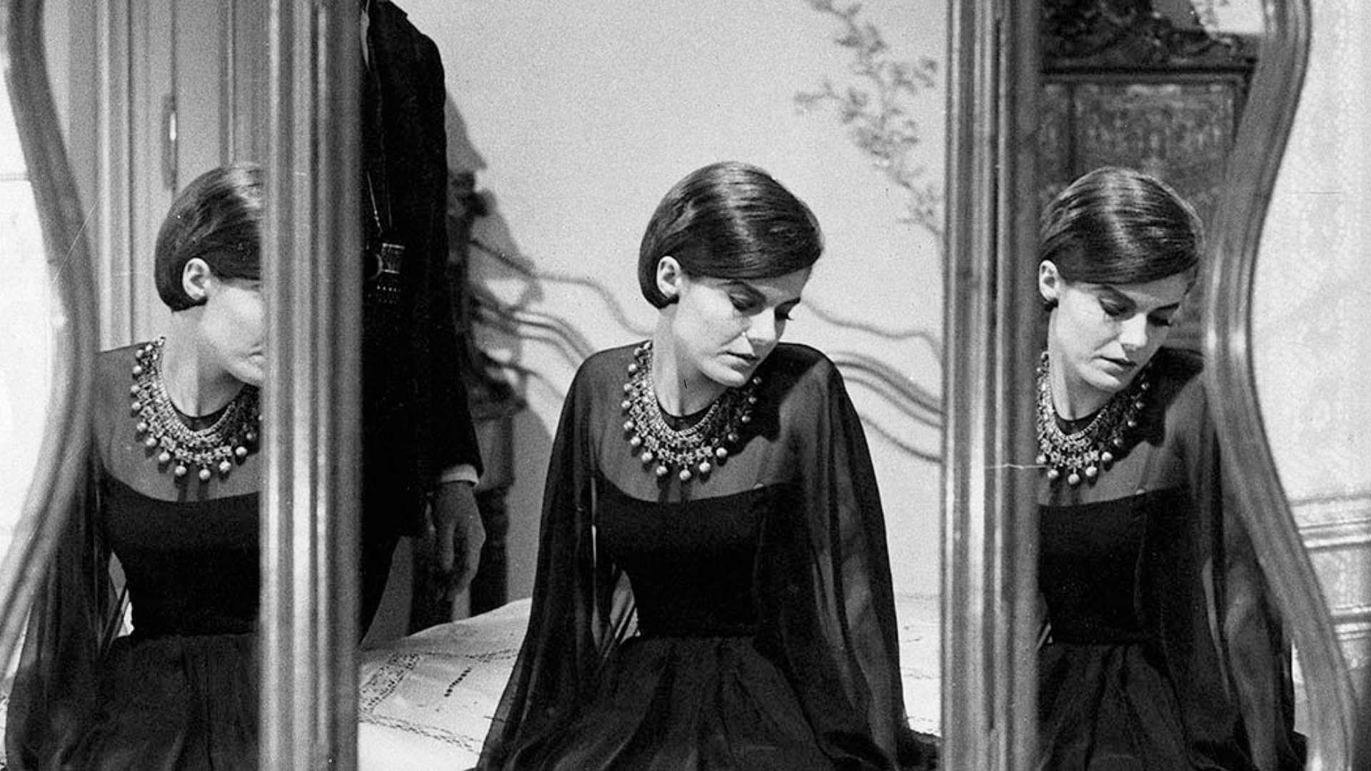 10 surreal films every David Lynch fan should watch
