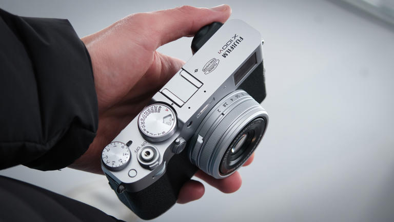 Unbeaten since launch, this full-frame camera is Japan's best-seller again!
