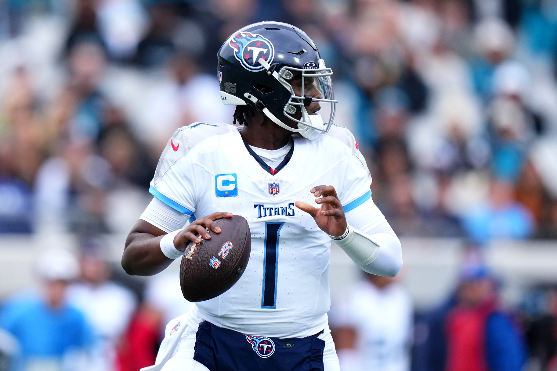 Tennessee Titans reveal new uniforms, logo for 2026-2027 NFL season (PICS)