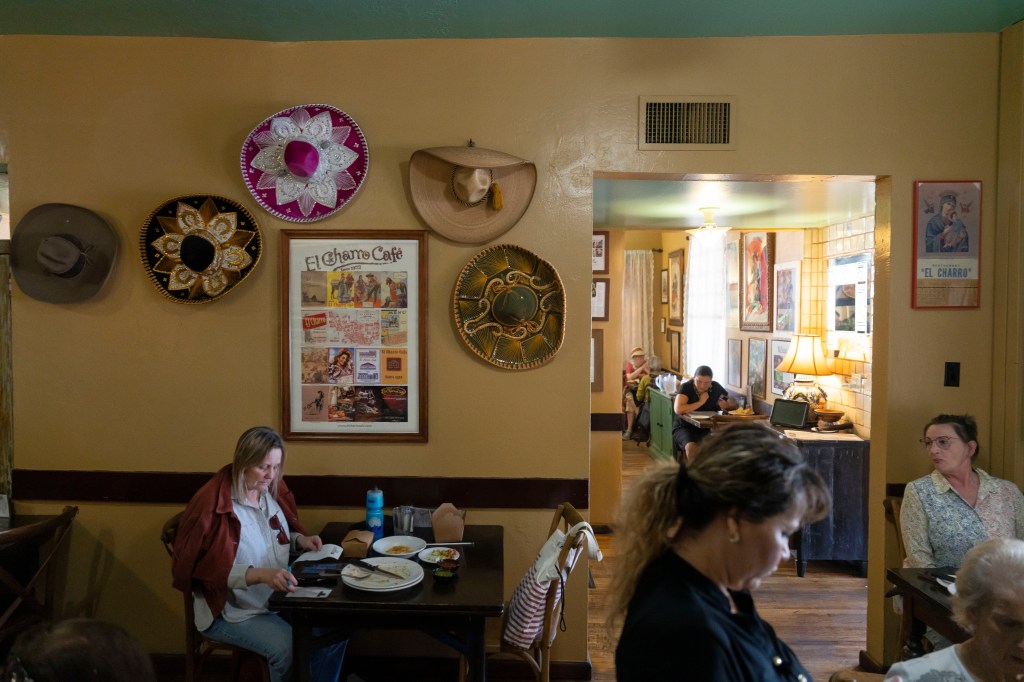 FBI reportedly quizzes workers at Mexican eatery where Nancy Guthrie ...