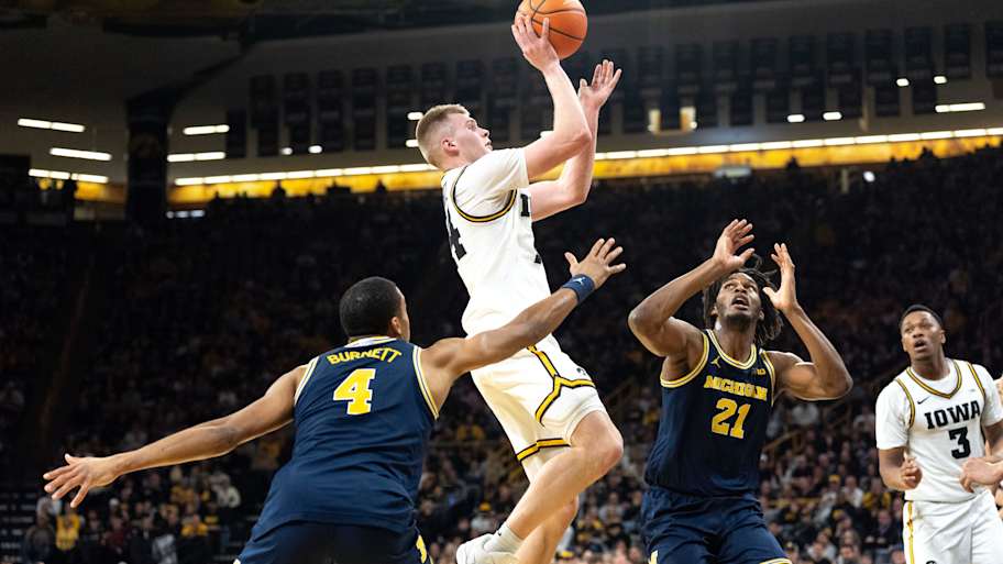 Iowa's Bennett Stirtz eyeing single-season record