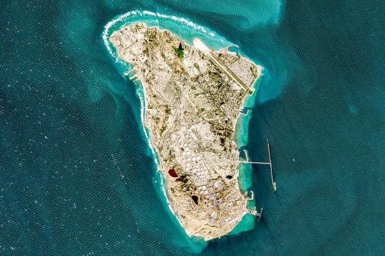 Donald Trump vows to bomb Iranian island 'a few more times just for fun'
